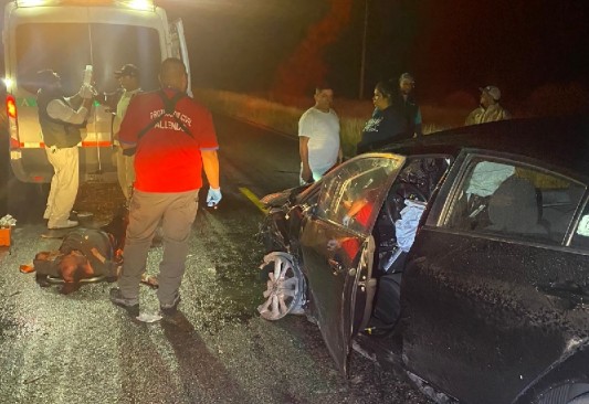 Deja lesionados choque entre tres vehículos en la 57, tramo Allende ...