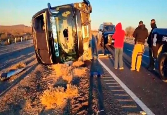 Mueren 4 regios en trágica volcadura en la Torreón-Saltillo, hay 18 ...